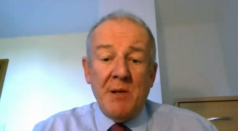 An lá le Coimisinéir Teanga na Breataine Bige i gcás faoi dhíol scoile ...