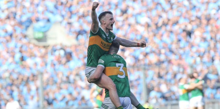 Ciarraí ar ais i gcluiche ceannais na hÉireann agus Áth Claith cloíte ...