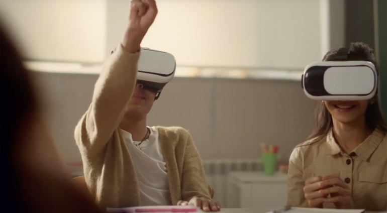 Fáilte go Aberwla, baile na réaltachta fíorúla atá ag cabhrú le ...