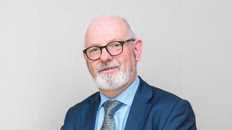 Cainteoir líofa Gaeilge ceaptha ina Ard-Rúnaí ar an roinn a bhfuil ...