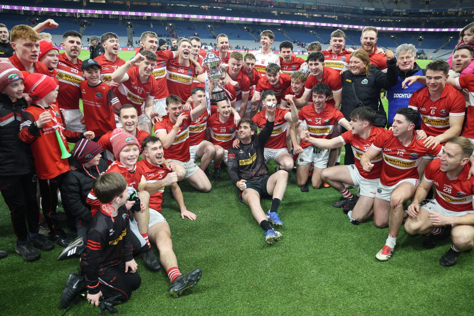 LÉAMHTHUISCINT: Craobh na hÉireann ag dul siar ó dheas go dtí an ...