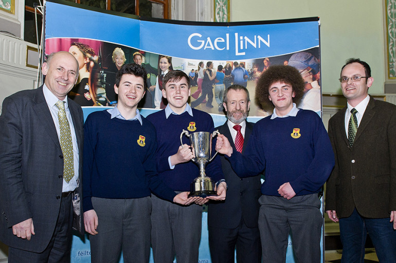 GAILEARAÍ: Comórtas Díospóireachta Uí Chadhain Gael Linn 2015 – Tuairisc.ie